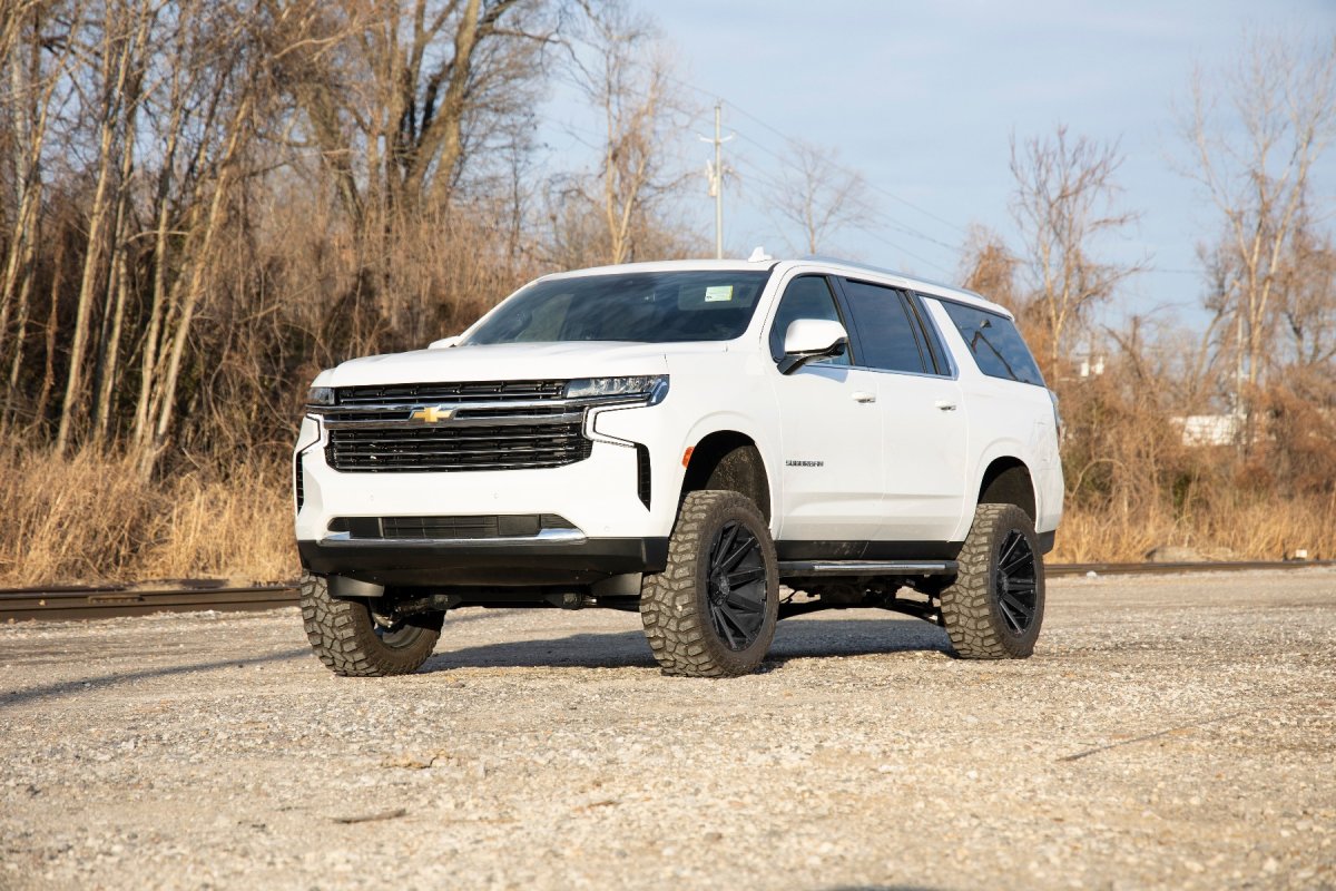 Suburban With Lift Kit