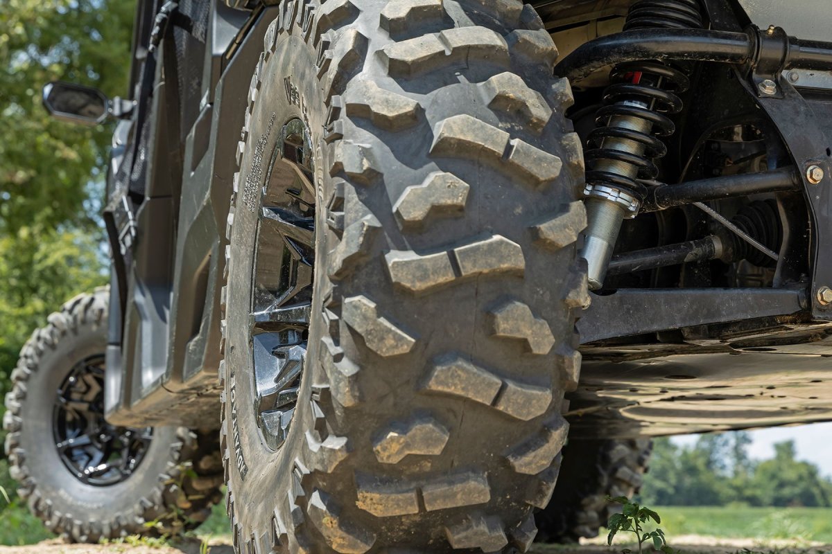 Can-Am Defender DPS HD8 Suspension Lift Kit - Rough Country ...