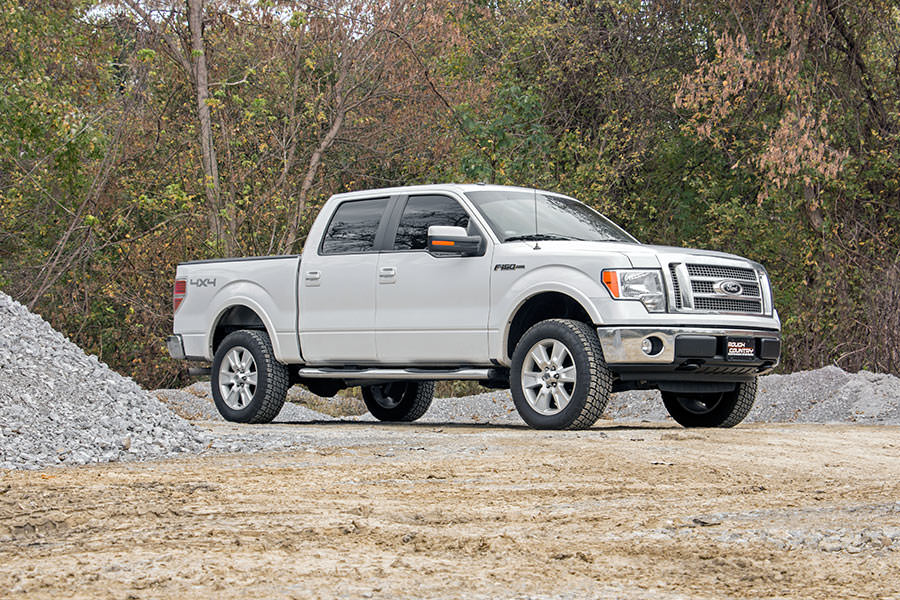 Ford F-150 Suspension Lift Kit - Rough Country - 2 Inch Lift Kit | Alum ...