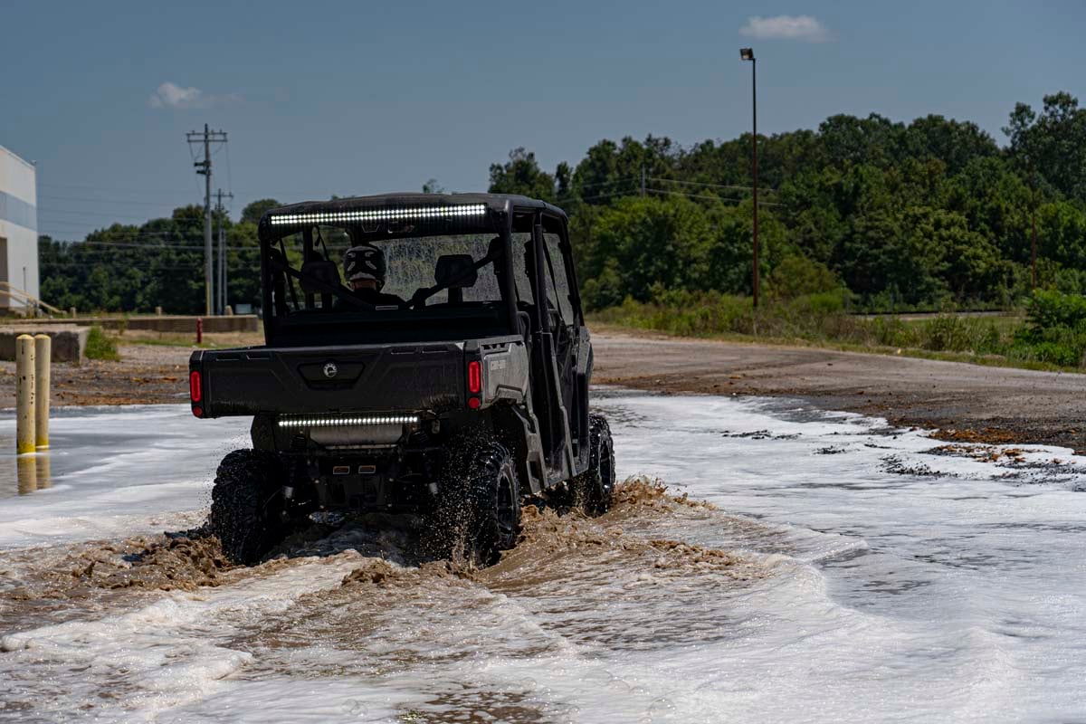 Can-Am Defender MAX HD8 DPS LED Light Kit - Rear - Rough Country - 50 ...