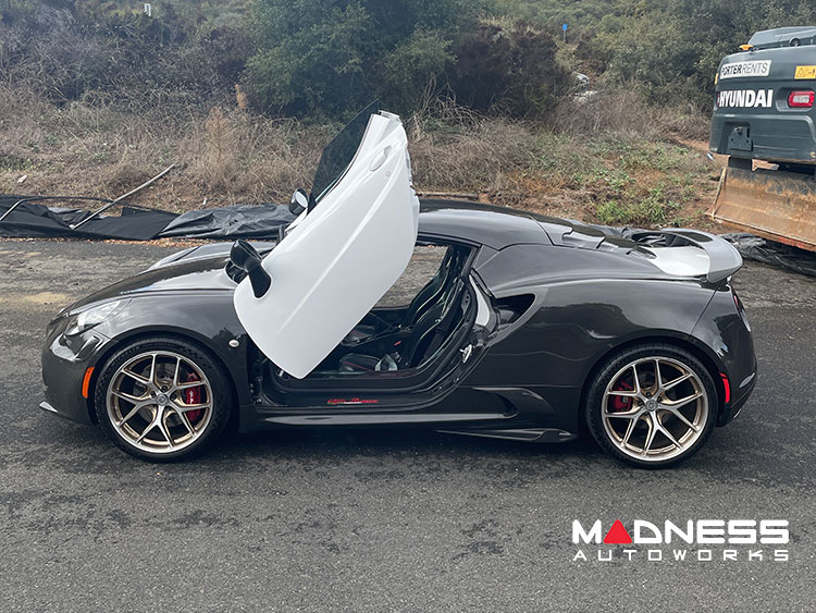 Alfa Romeo 4C Vertical Door Conversion Kit, VDCALFA4C13