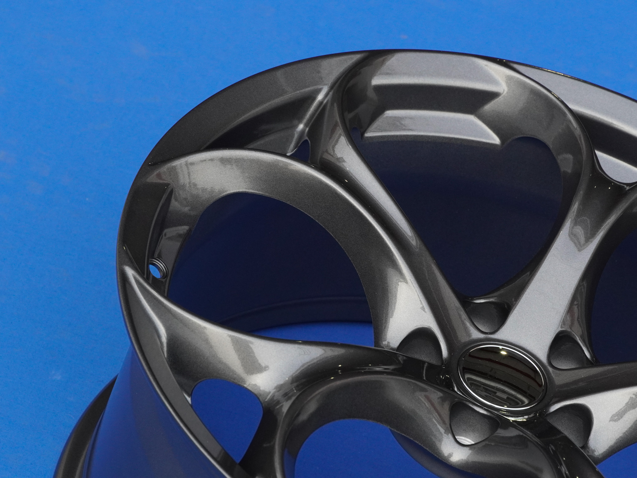 Alfa Romeo Giulia Custom Wheels (4) - KuhlFX - MODA - Gunmetal ...